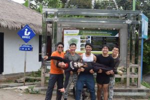 Rinjani trekking guide porter | Rinjani Trekking Planner